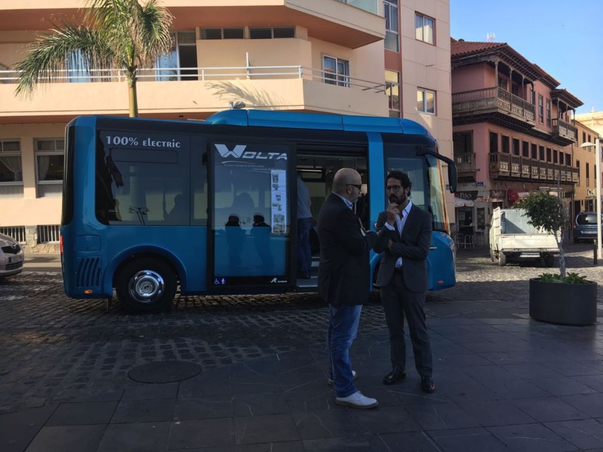 El Puerto de la Cruz estudia la implementación de una guagua eléctrica ...
