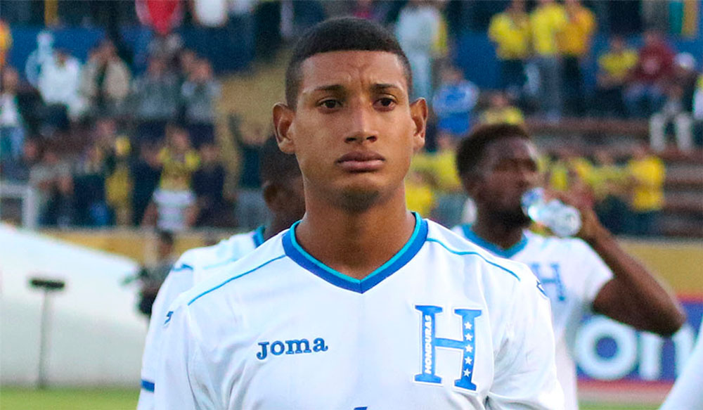 El hondureño Bryan Acosta, cuarto fichaje del CD Tenerife