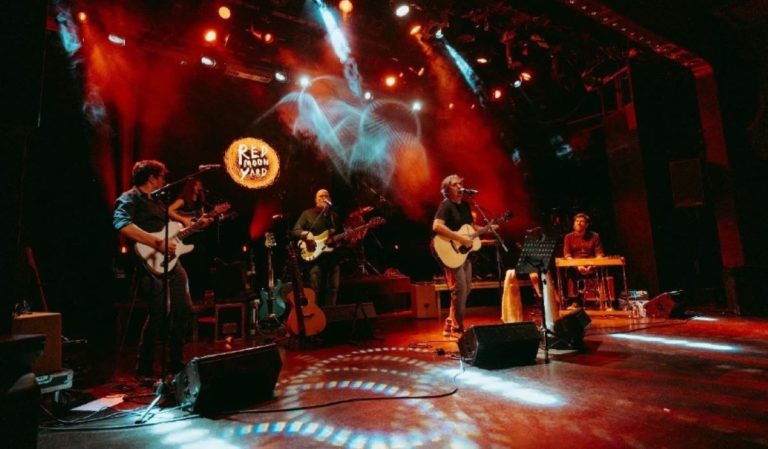 Red Moon Yard estrena su nuevo single “She” en colaboración con Álvaro ...