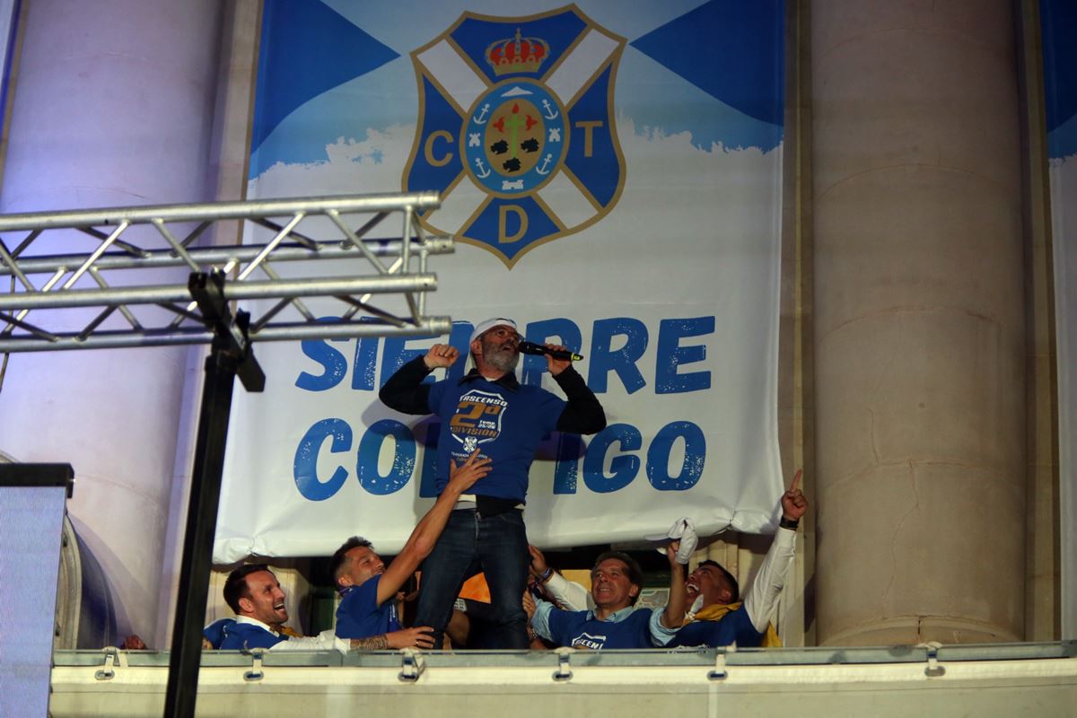 El CD Tenerife regresa a Segunda División como gran campeón